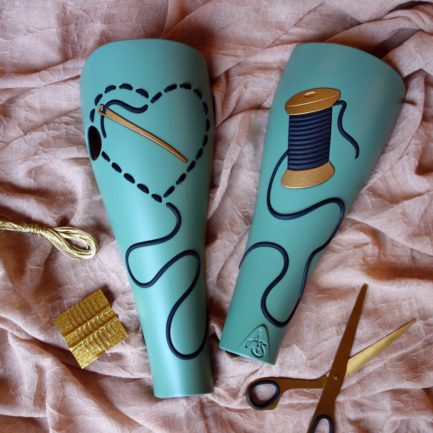 Custom design - prosthetic leg covers | Anatomic Studios