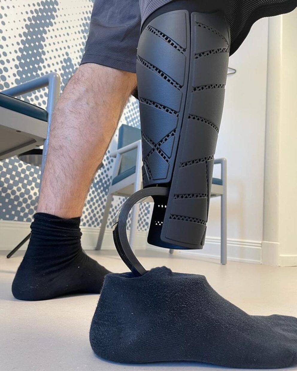 Anatomic Studios | Personalized prosthetic leg covers